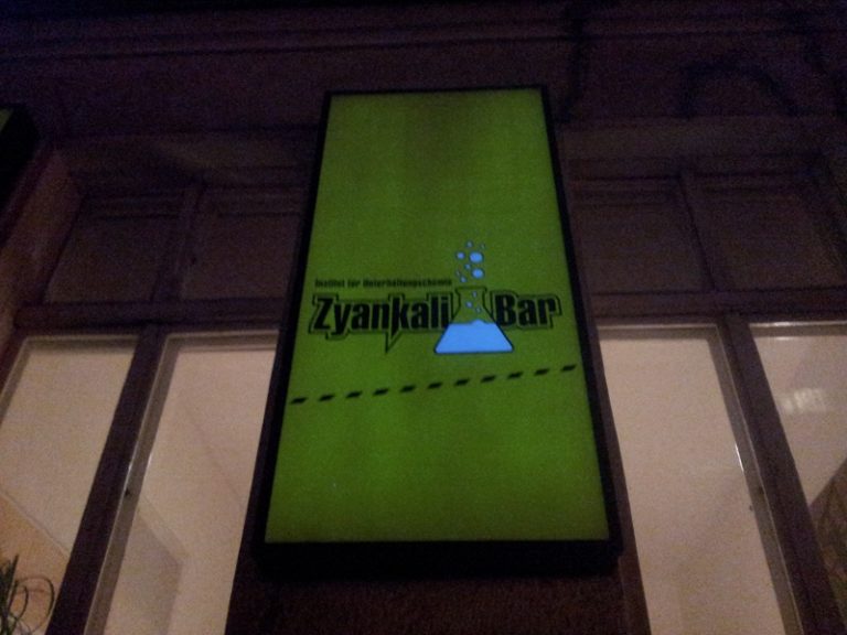 Kultbar in Kreuzberg | Zyankalibar | Friedrichshainblog.de